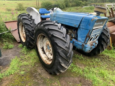 County 754 Tractor | eBay UK