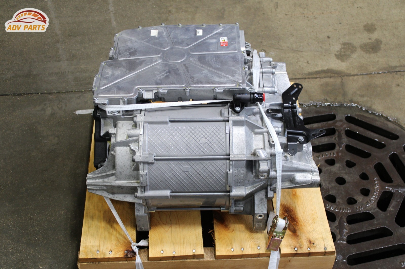 2021 - 2022 VOLKSWAGEN ID.4 DUAL MOTOR AWD REAR DRIVE UNIT ENGINE MOTOR ...