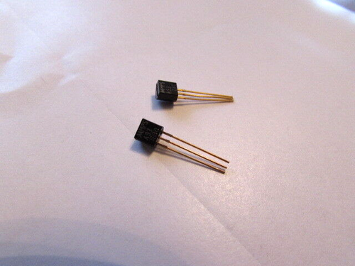 MPSA93 Motorola BJT 200V, 500mA, PNP General Purpose Amplifier Gold ...