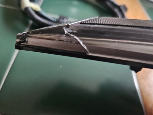 OEM 2021-2024 Chevy Suburban Tahoe Illuminated Grill Bowtie (DAMAGED ...