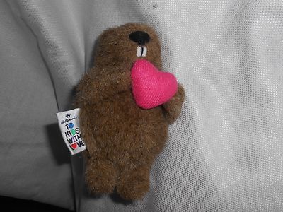 HALLMARK PLUSH 6" VINTAGE BROWN BEAVER WITH PINK HEART TO KIDS WITH ...