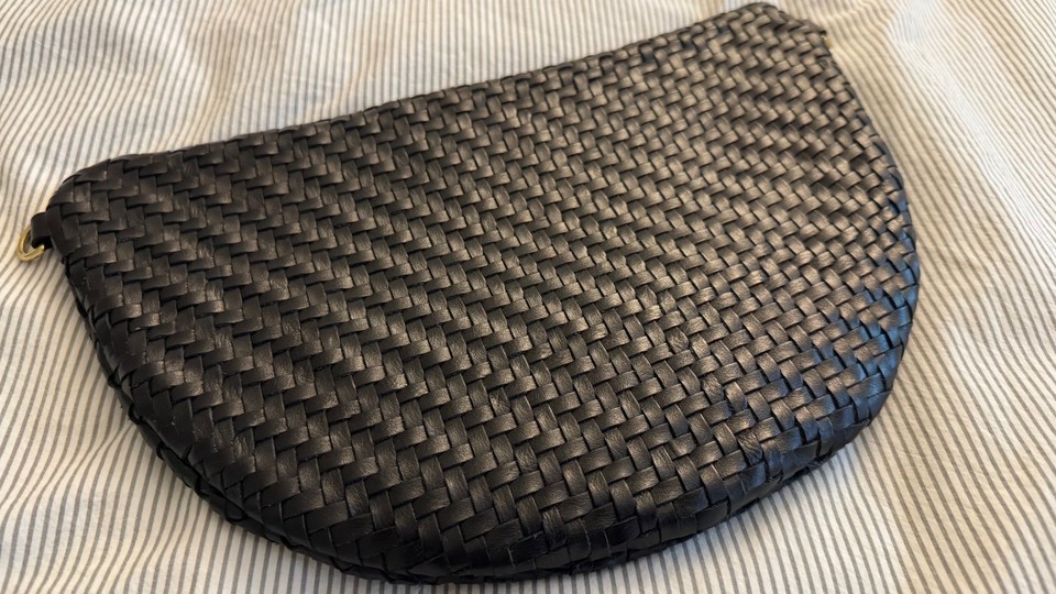 EUC - Clare V. Grande Fanny - Black Woven Zigzag | eBay