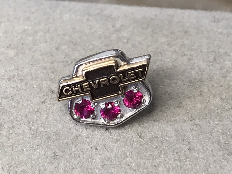 vintage 10k solid gold Chevrolet Bowtie 15yr Employee service Pin w/ 3 ...