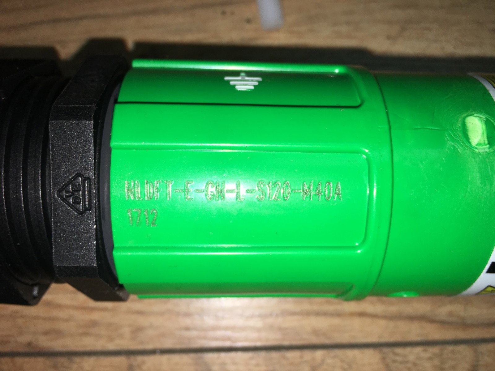 ITT Cannon Veam Powerlock 400 Amp Cable Mounted Earth Plug Drain ...