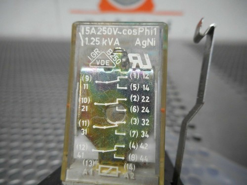 Tele RM-024L 24V Relay 15A 125kVA Fuji Electric TP58X2 Relay Base Used ...