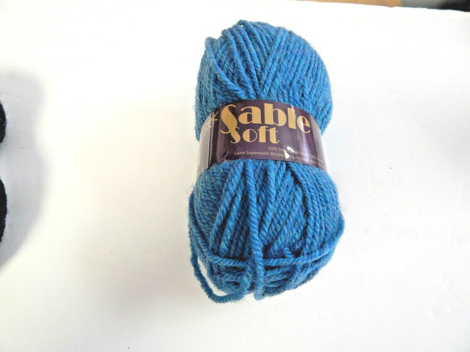 Kertzer Sable Soft Yarn -Chunky Superwash Wool/Acrylic 1 color | eBay