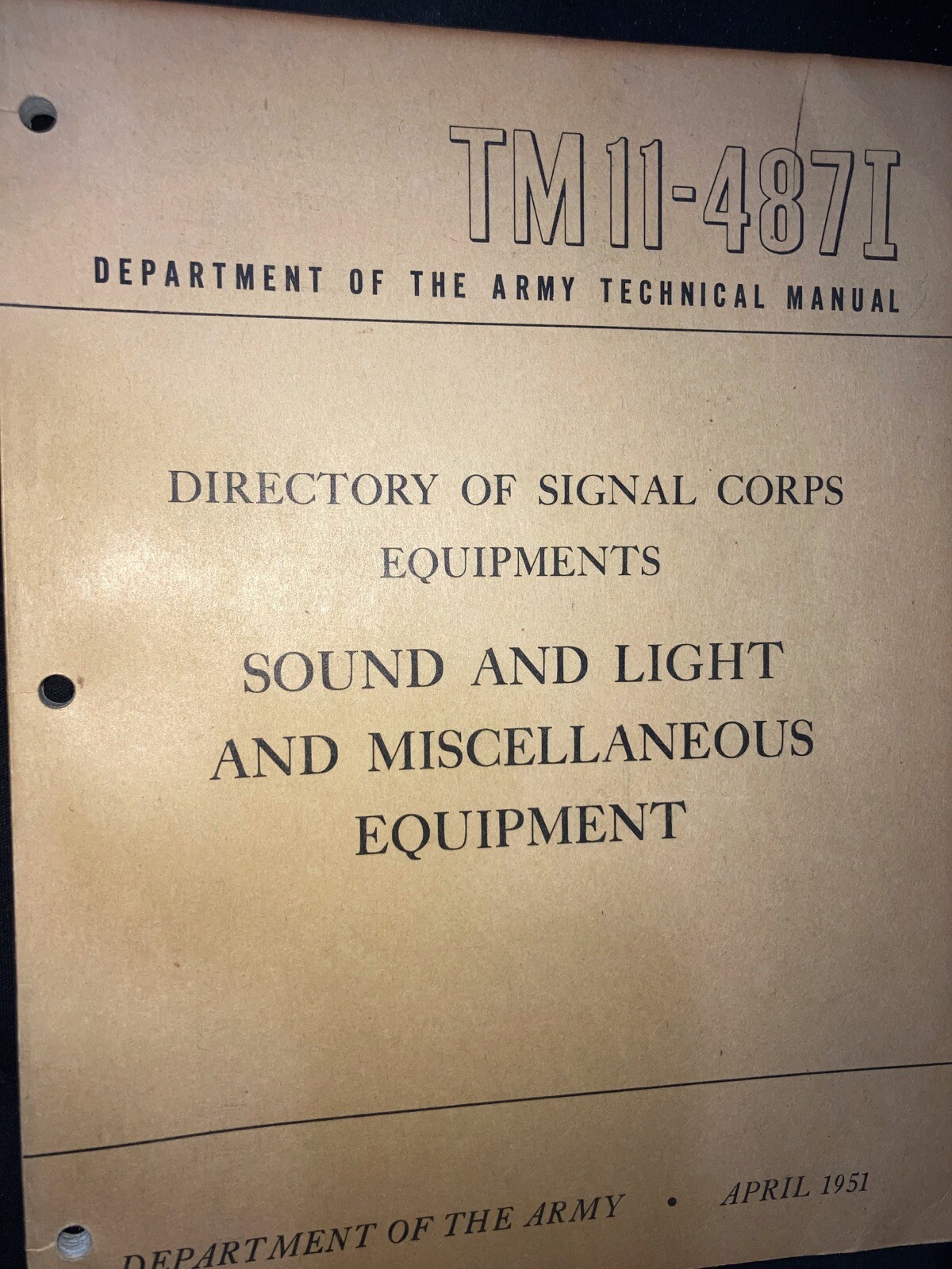 MANUAL TECHNICAL Army Directory of Signal Corps Equipment 1951 TM 11 ...