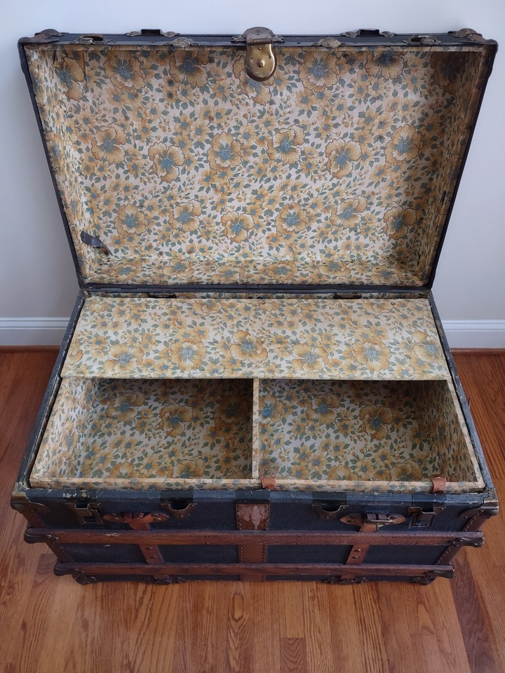 Vintage Belber Traveling Trunk with original inserts. | eBay