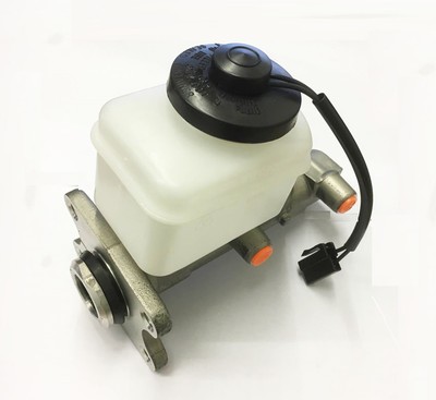 Brake Master Cylinder For Toyota Hilux Pickup LN105 LN106 LN107 LN109 ...