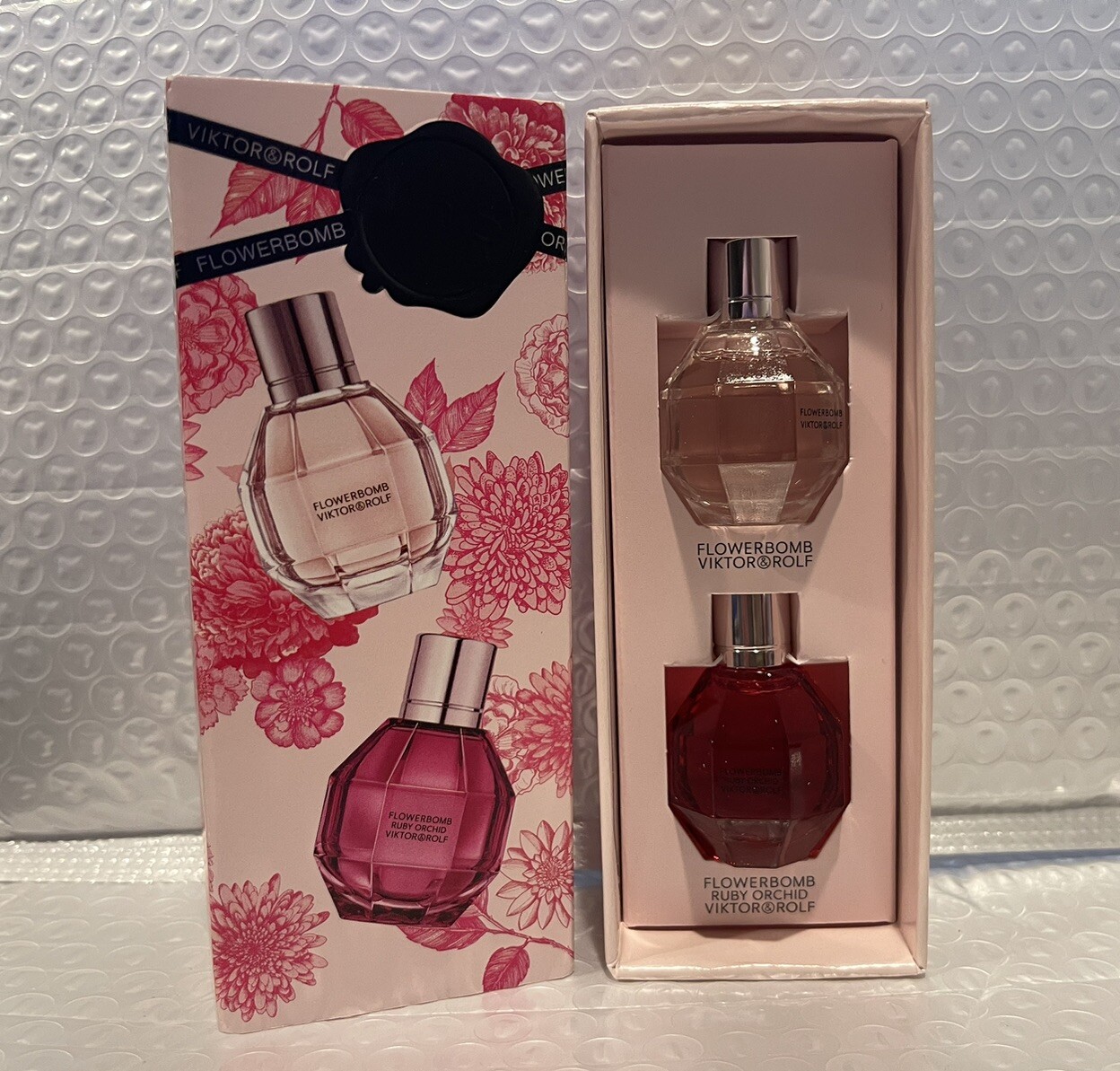Viktor & Rolf FlowerBomb Mini Perfume Gift Set ~ .24 oz each. | eBay