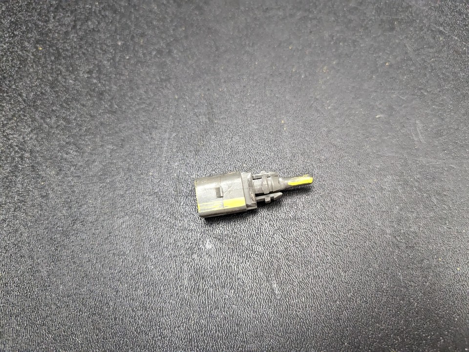 Air Intake Ambient Temperature Sensor 2018 Audi Q3 8Z0820535A 2015 2016 ...