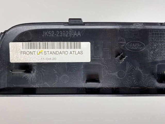 Takeoff Range Rover 2018 Front Door Moldings Satin White - LR105377 ...