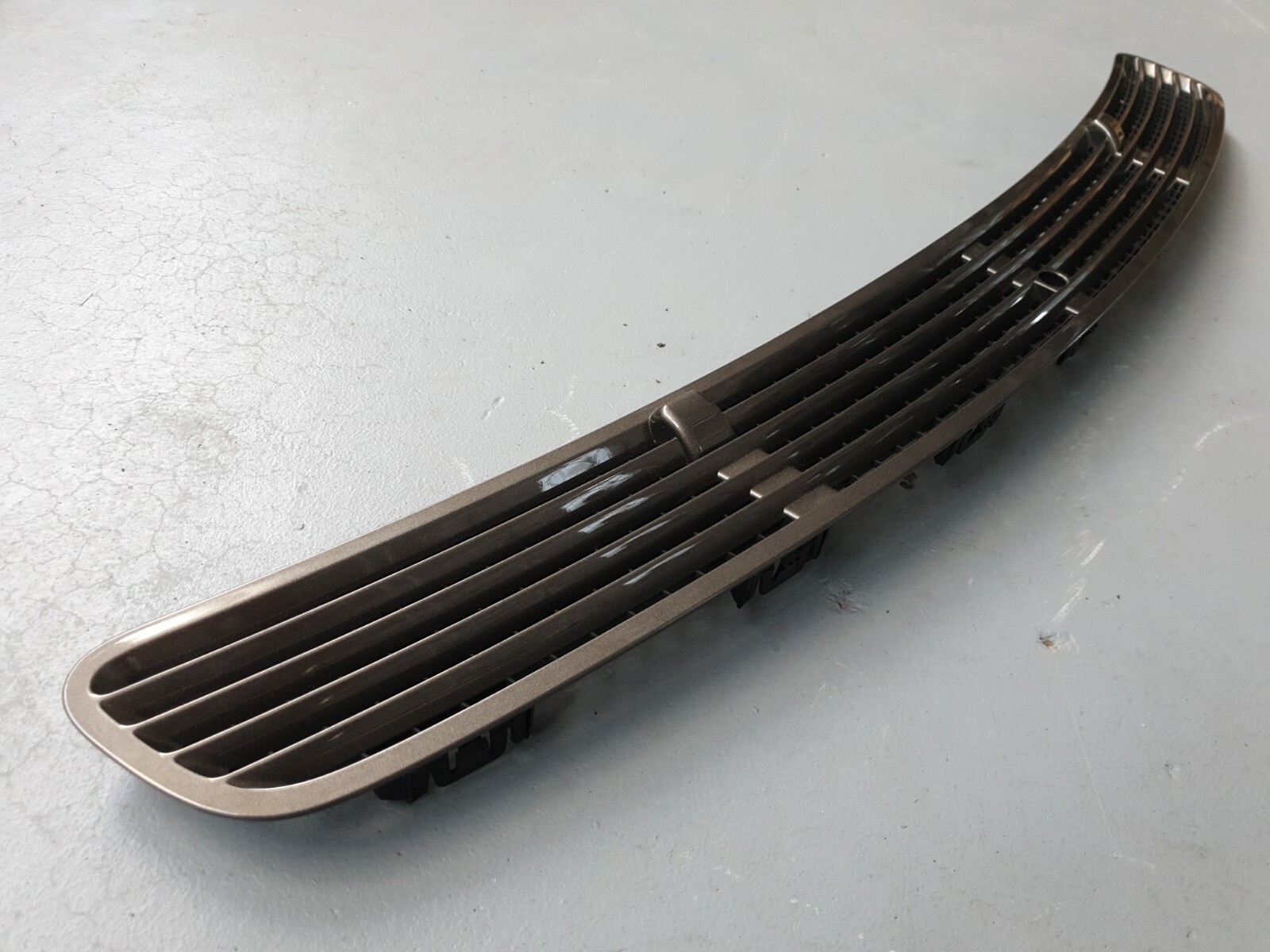 Mercedes W219 CLS-Class Bonnet Upper Grille Grill Indium Grey ...
