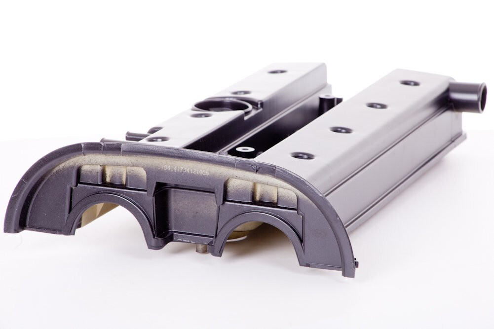 GENUINE Valve Cover Fits Suzuki Forenza Daewoo Nubira Leganza 1999-05 ...