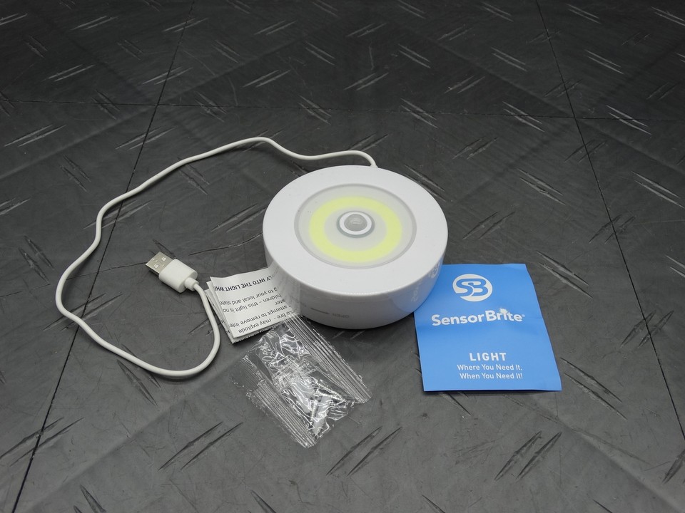 Sensor Brite Ultra-Overhead Motion Activated LED Night Light Bulb OVLR ...