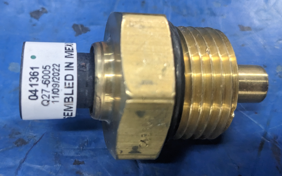 Paccar Kenworth Peterbilt Sensor Coolant Water Temperature Q27-6005 | eBay