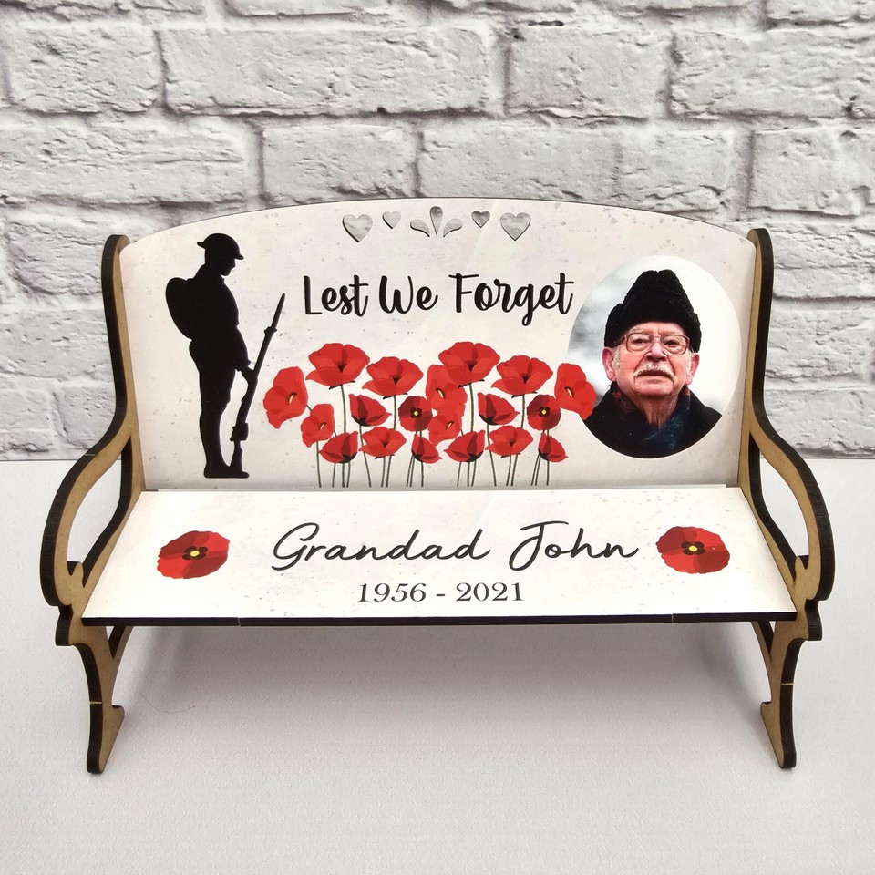 Wooden Personalised Remembrance Day Lest We Forget Memomory Bench ...