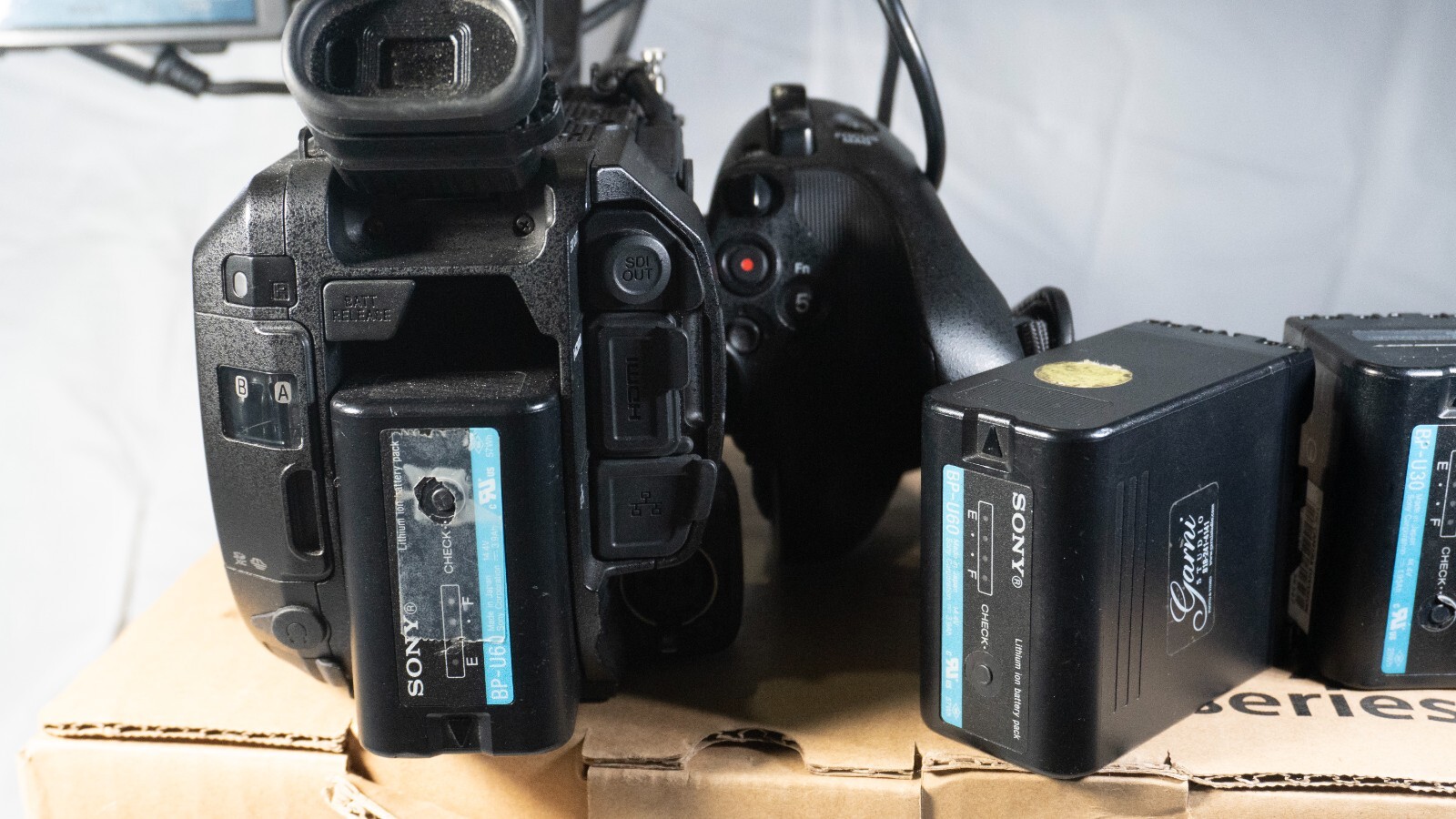 Sony PXW-FS5M2 PXW-FS5 II 4K Video Camera. 18-105mm E 4/PZ G OSS. VERY ...