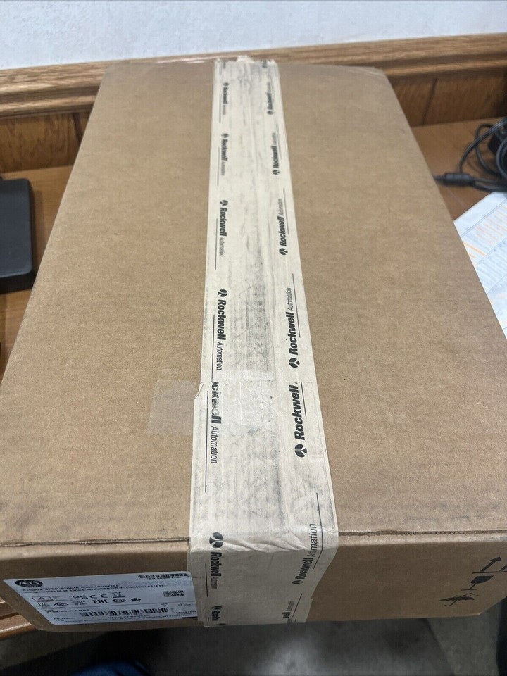 NEW Allen Bradley 2198-S086-ERS3 SER B Kinetix 5700 Single Axis ...