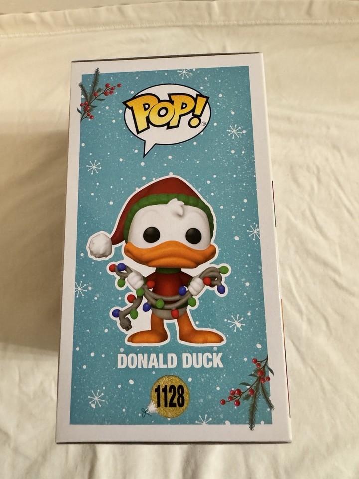 Donald Duck Funko Pop! Disney 1128 Holiday Pop Vinyl Figures | eBay