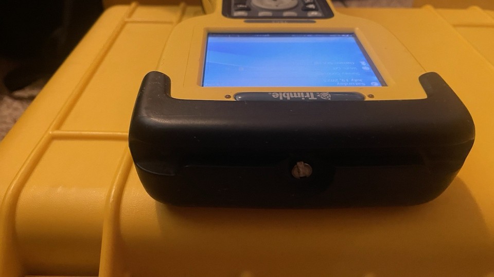 TRIMBLE TSC2 DATA COLLECTOR.IN WORKING CONDITION,BATTERY INCLUDED.NO ...