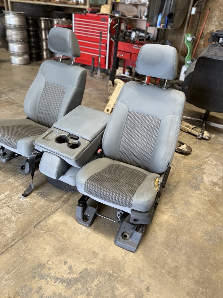 Ford Super Duty Seats F250 F350 Center Console Jump Seats F450 F550 ...