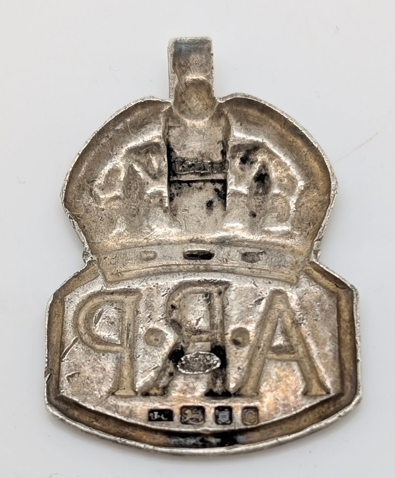 WW2 Vintage ARP Warden Silver Lapel Badge. Air Raid Precaution. Good ...