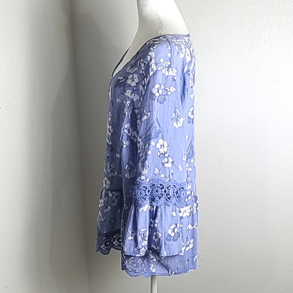 Unique Spectrum Boho Blue & White Floral Blouse, Embroidered Trim, Size ...