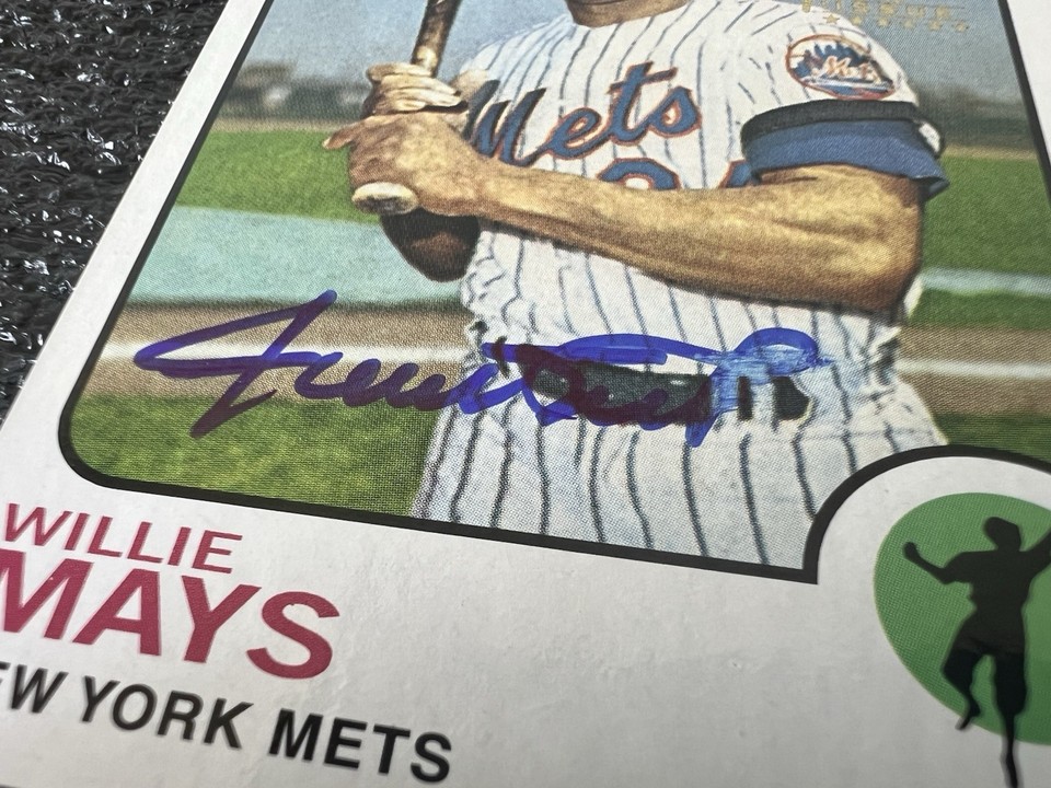 2001 Topps #305 Willie Mays Team Topps Legends 1973 Reprint On Card ...