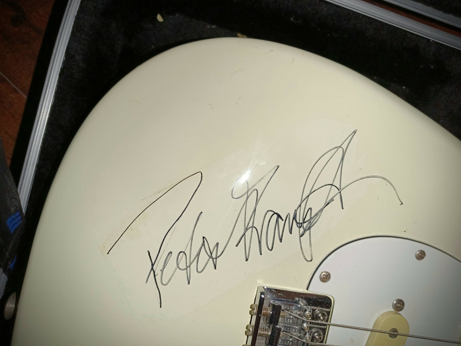 SUPER RARE PETER FRAMPTON - SIGNED - AUTOGRAPH STRATOCASTER GUITAR ...