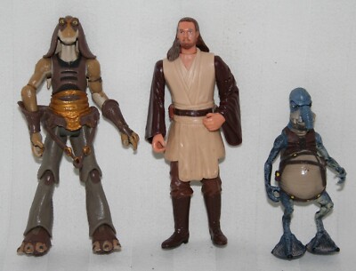 3 Lot Star Wars Action Figures Oui-Gon Jinn, Jar Jar Binks, Watto ...