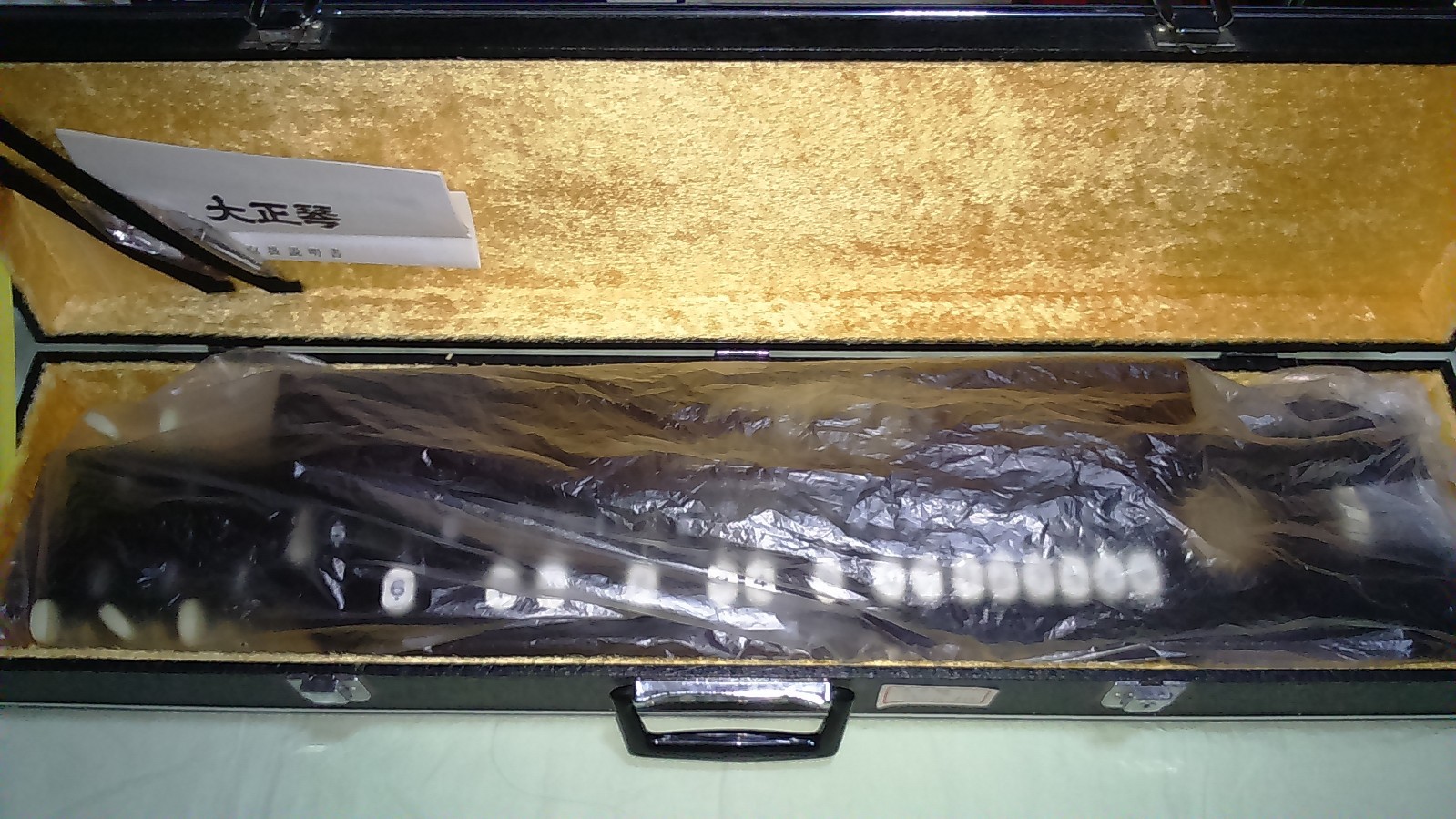 Beautiful Acoustic Taisho Koto (Taishogoto) with Phoenix on Top Board ...