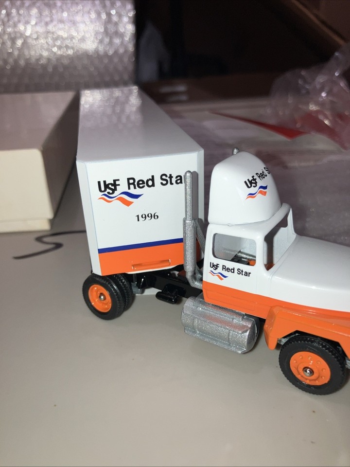 Winross Ford 9000 USF Red Star Tractor Trailer 1:64 w/ Company Letter 1 ...