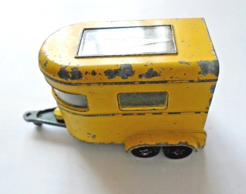 Matchbox Lesney No 43 - Yellow Pony Trailer with Green Base | eBay