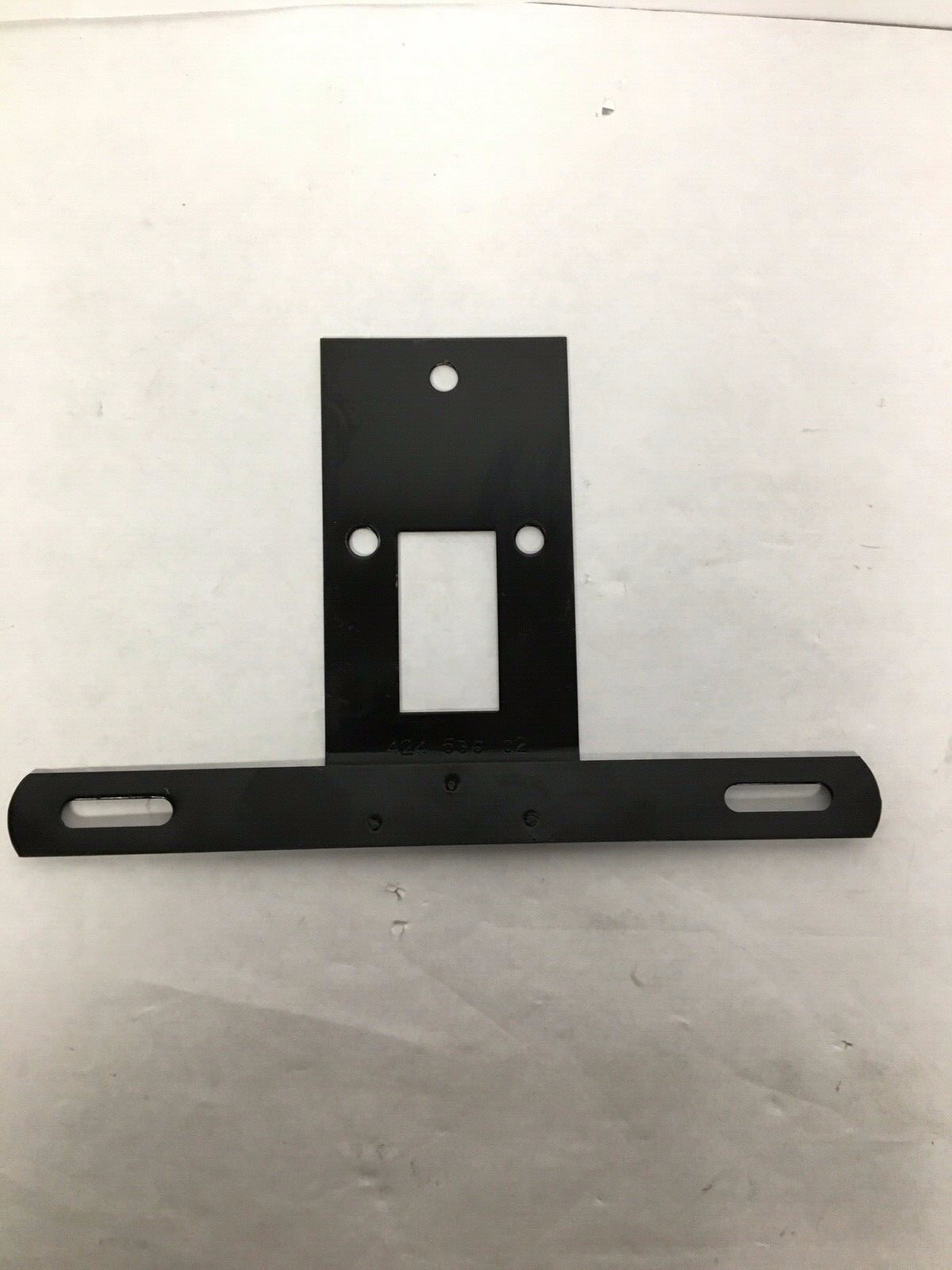 INTERNATIONAL 424536C2 OEM LICENSE PLATE BRACKET USE WITH GROTE TAIL ...