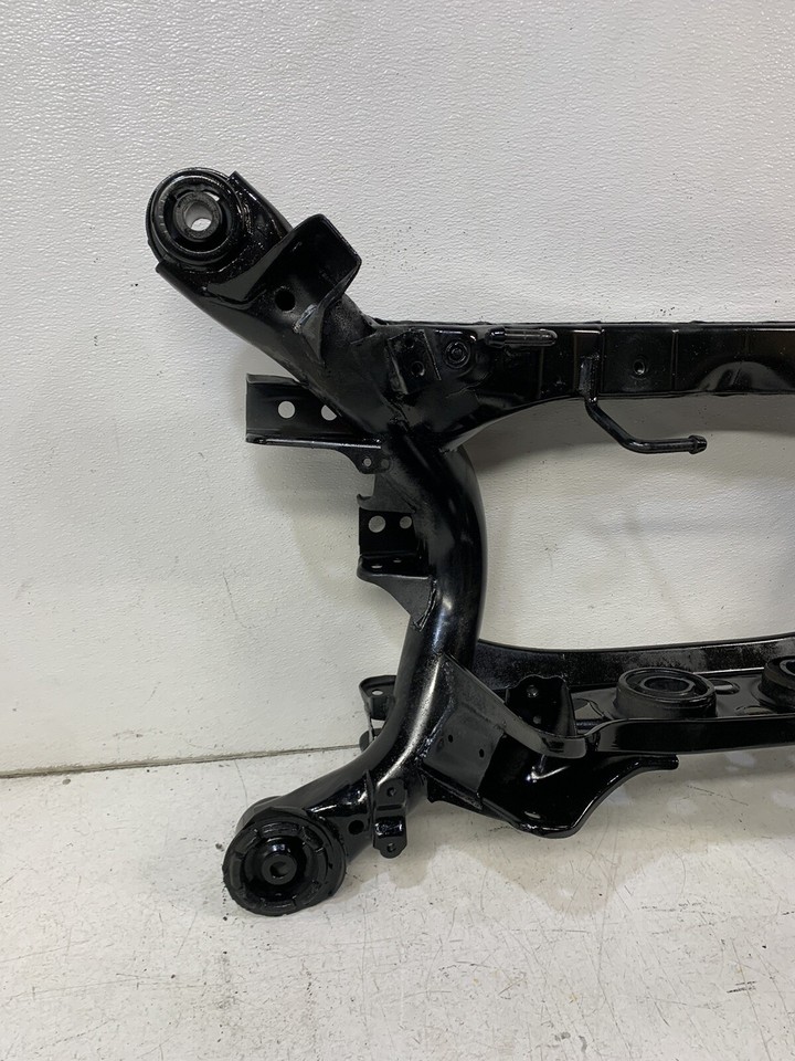 2001-2005 Lexus IS300 REAR suspension crossmember sub frame cradle ...