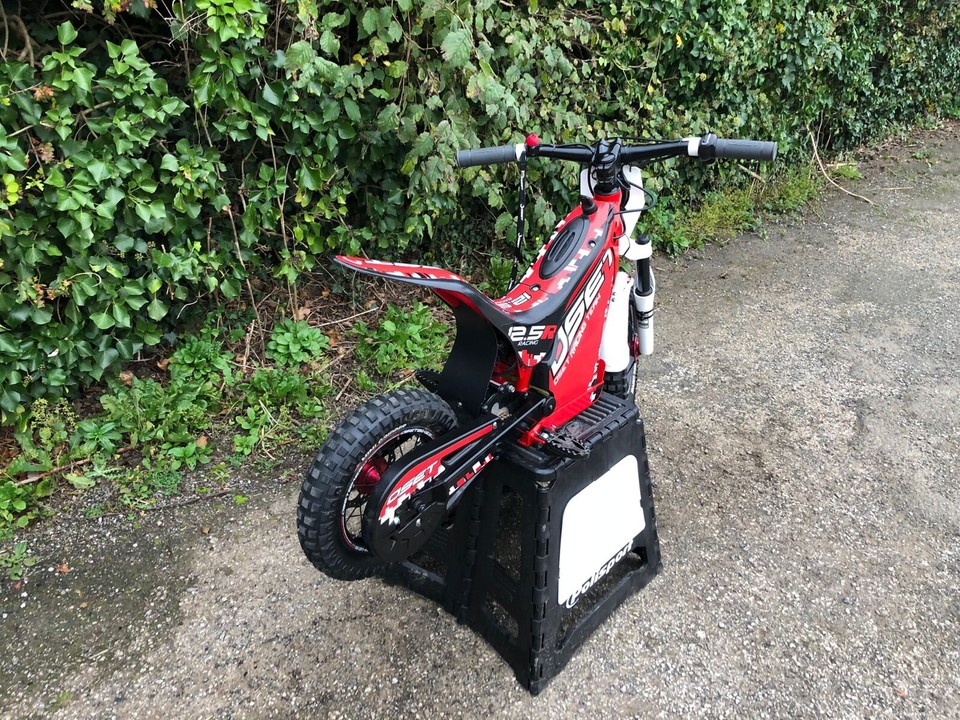 OSET 12.5R Racing - Electric Kids Trials Bike - 2022 Model - 24V ...