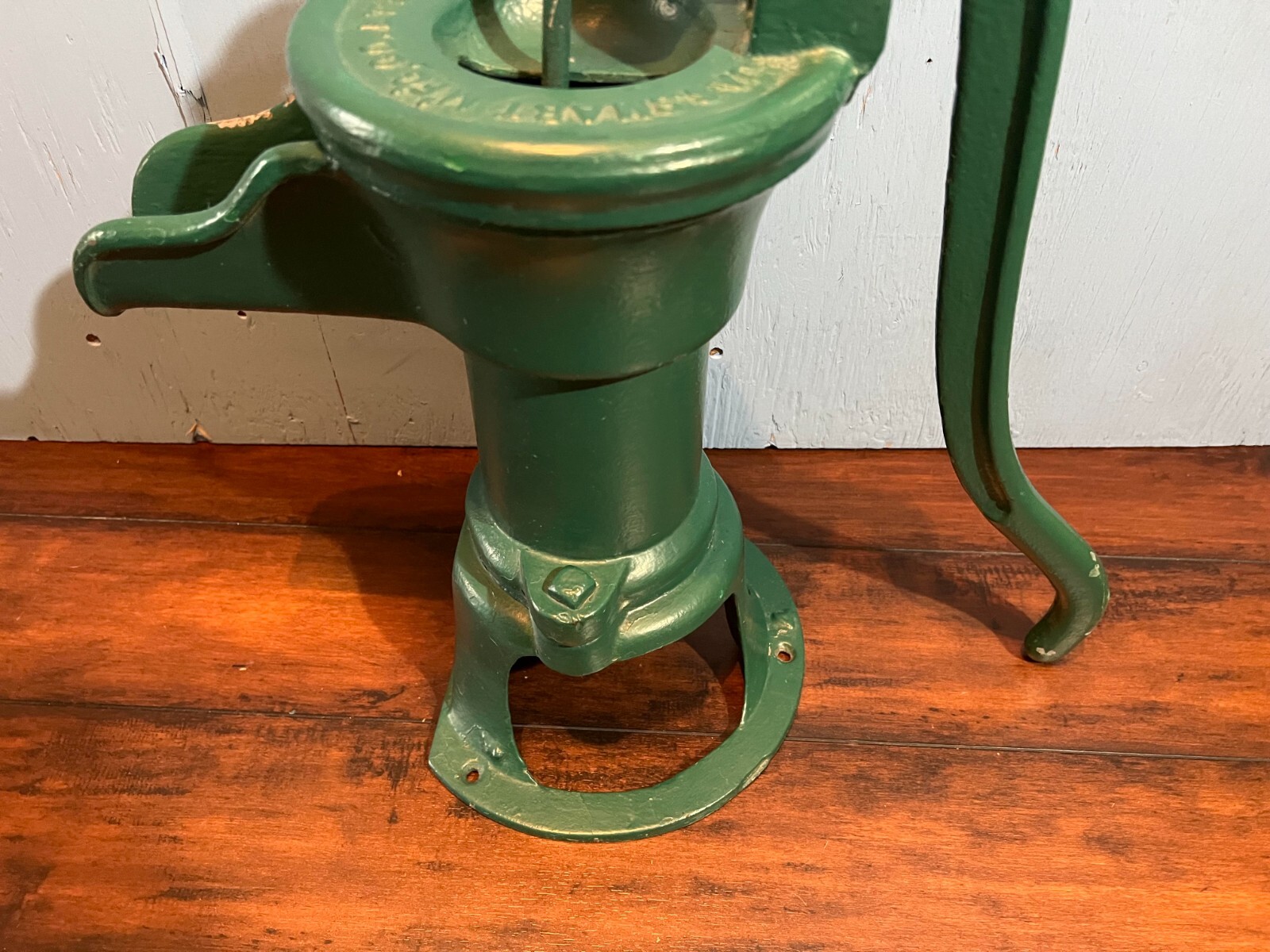 Vintage Cast Iron Pitcher Water Pump | eBay