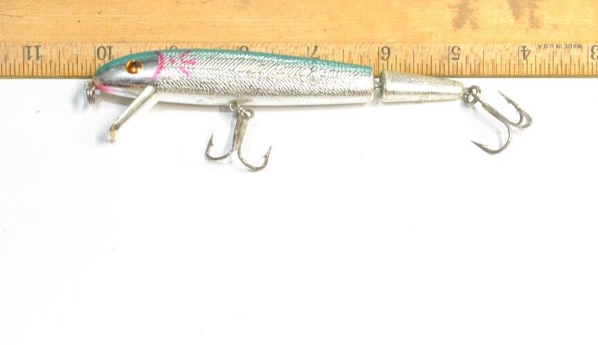 Vintage Cotton Cordell 5" Red Fin Jointed Bass Musky Pike Jerkbait ...