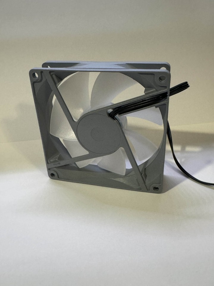 92mm Computer Fan 3-Pin - Fixed LED lighting | eBay