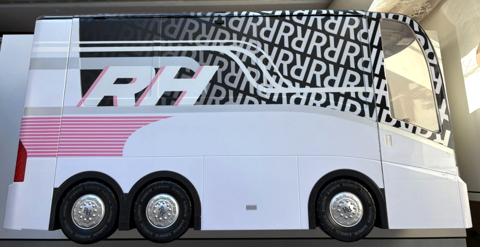 Rainbow High - Bus de Tournée Mondiale & Scène Rainbow Vision - TBE | eBay
