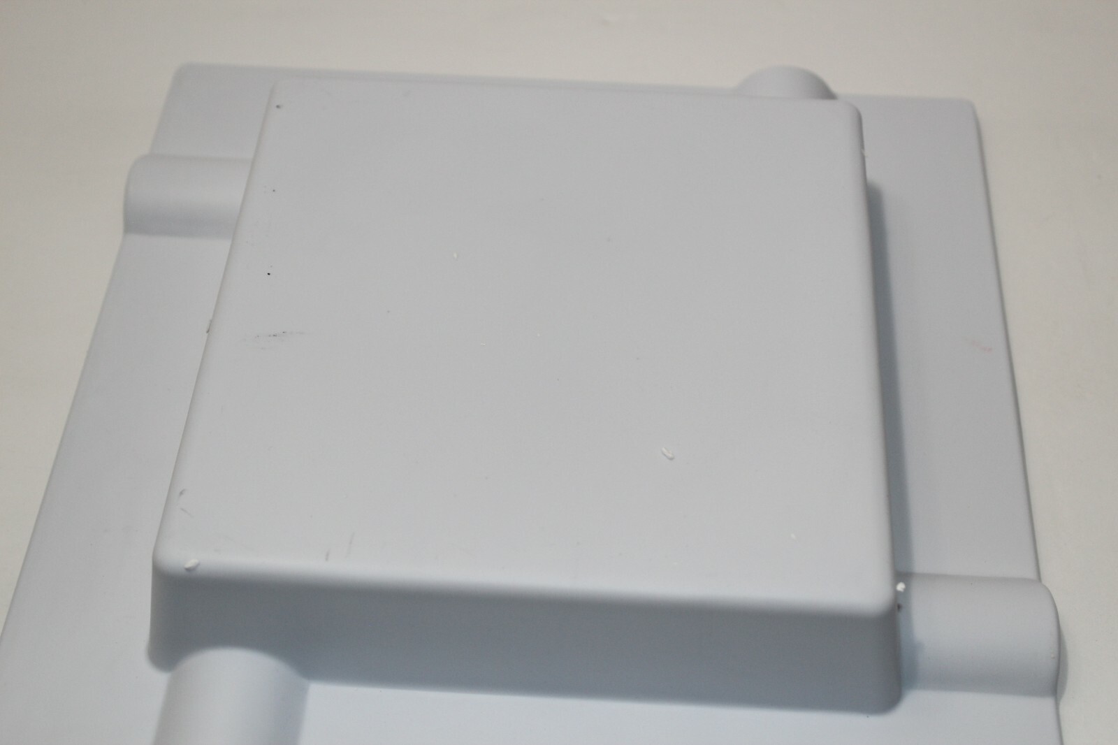 Perdomo Matte White Large Size Ashtray NIB Measures 9.25" square with 4 ...