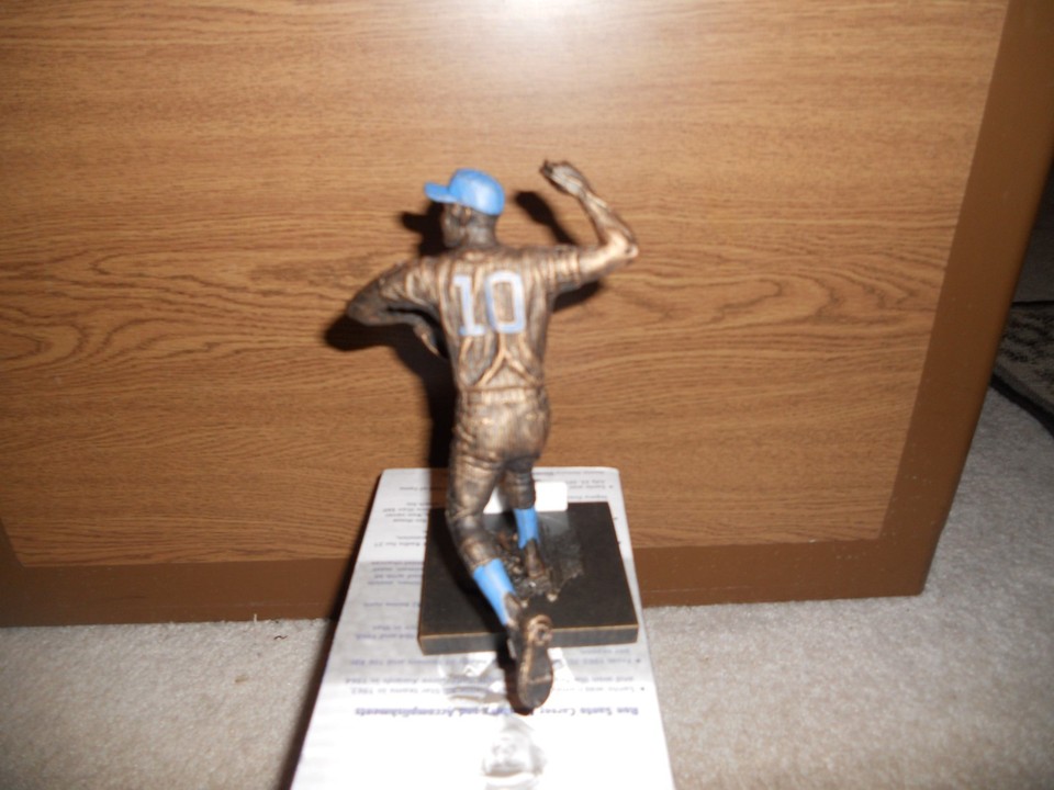 2016 Chicago Cubs Ron Santo #10 Replica Statue Wrigley Field SGA vs ...