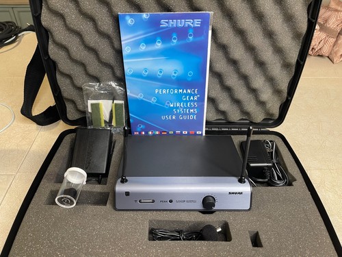Shure UT4 Transmitter & Receiver w/ 1 Lavaliere Mic in Case UT4A-TG 615 ...