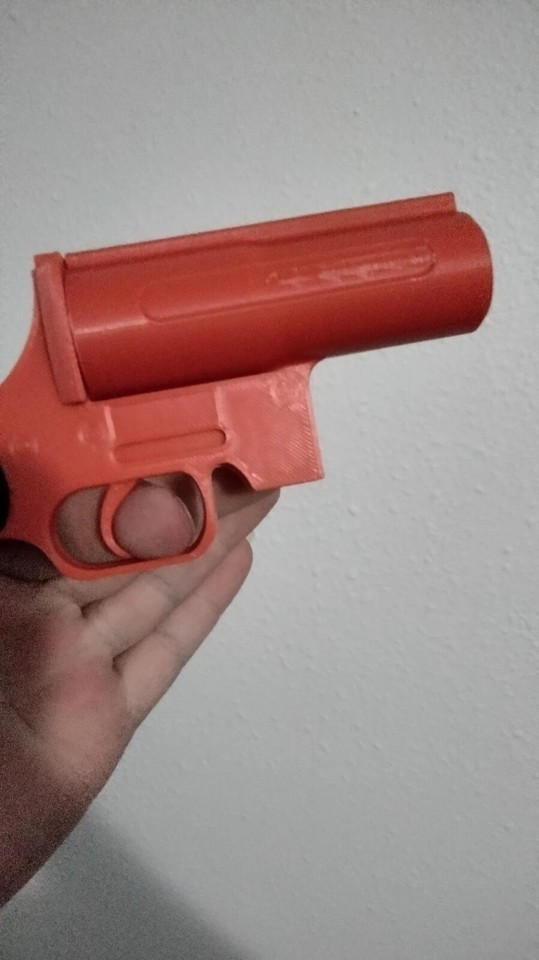Alan Wake Flare Gun replica | eBay
