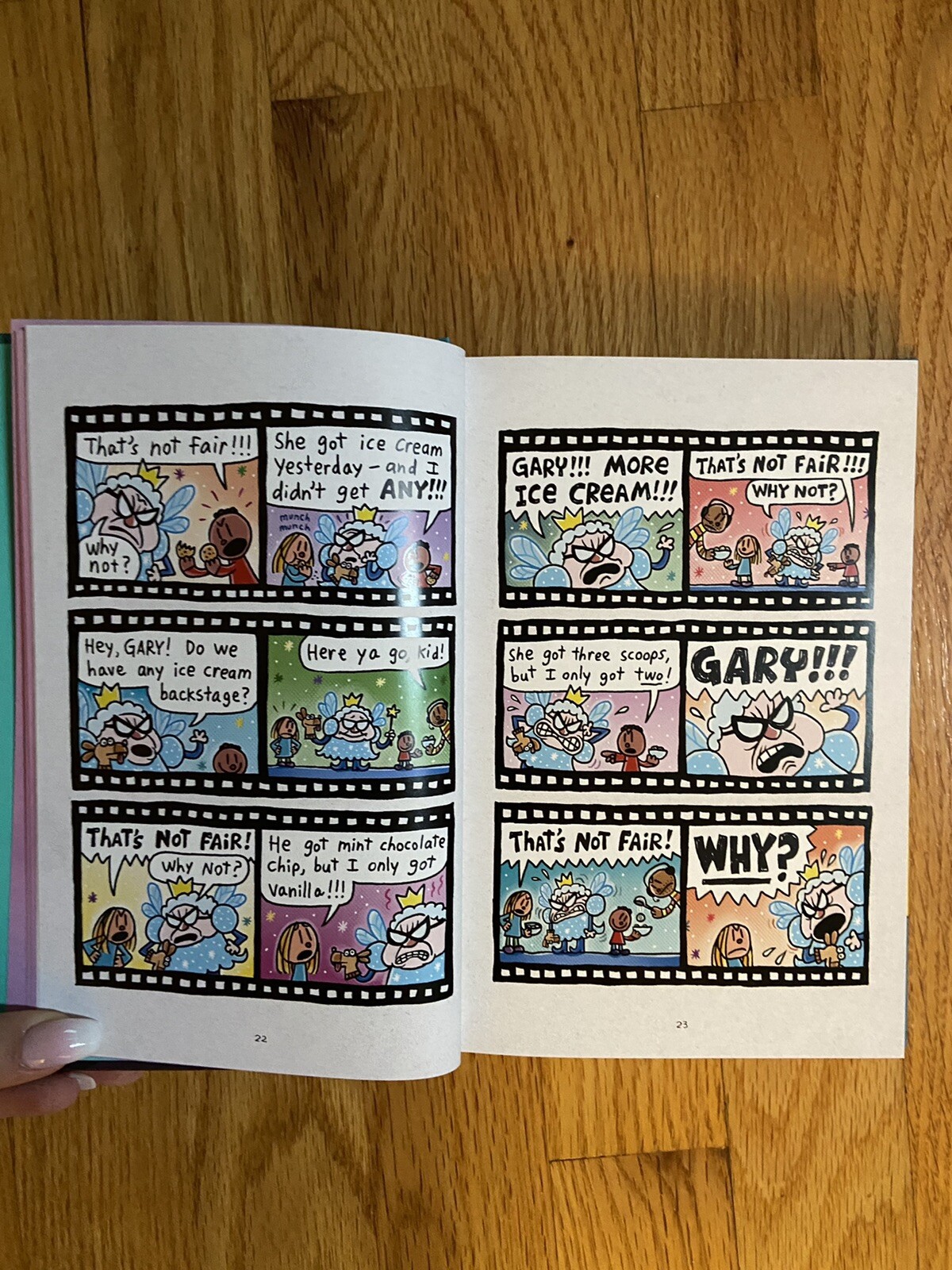 Dog Man: Fetch-22: a Graphic Novel (Dog Man #8): from the Creator of ...