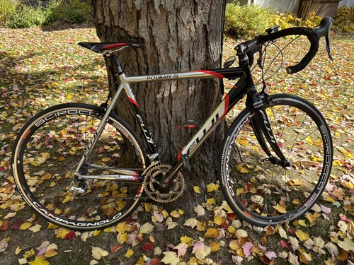 Fuji Roubaix SL Road Bike, 56 cm, Shimano Ultregra, and Campagnolo ...