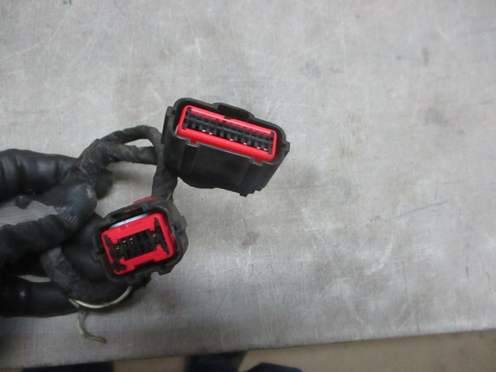 Front Control Module 2.7 V6 Dodge Magnum 05 06 07 PN P04692032AGA for ...