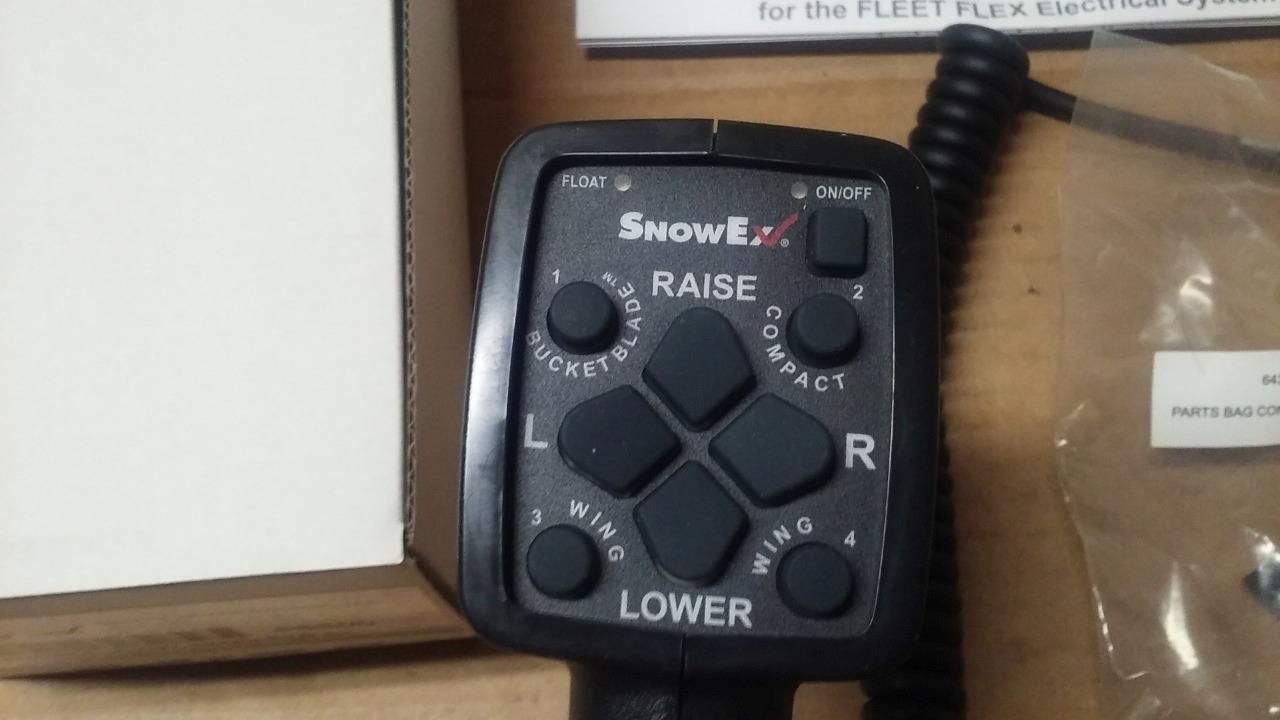OEM SnowEx Handheld Fleet Flex Plow Controller Snow 85800 4 pin ...