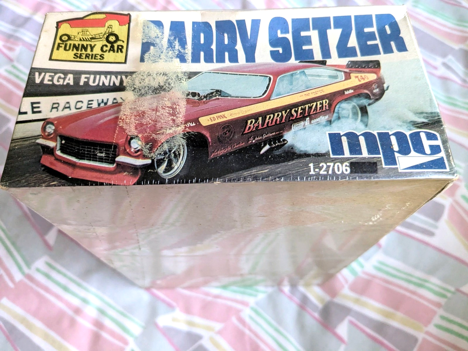 **FACTORY-SEALED ORIGINAL VINTAGE MPC BARRY SETZER LONG-NOSED VEGA ...